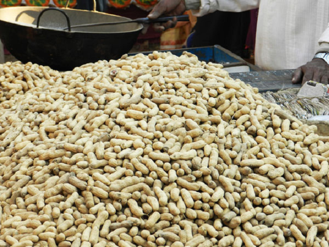 We love Our Bangladesh: Peanut or Cheena Badam is popular outdoor ...
