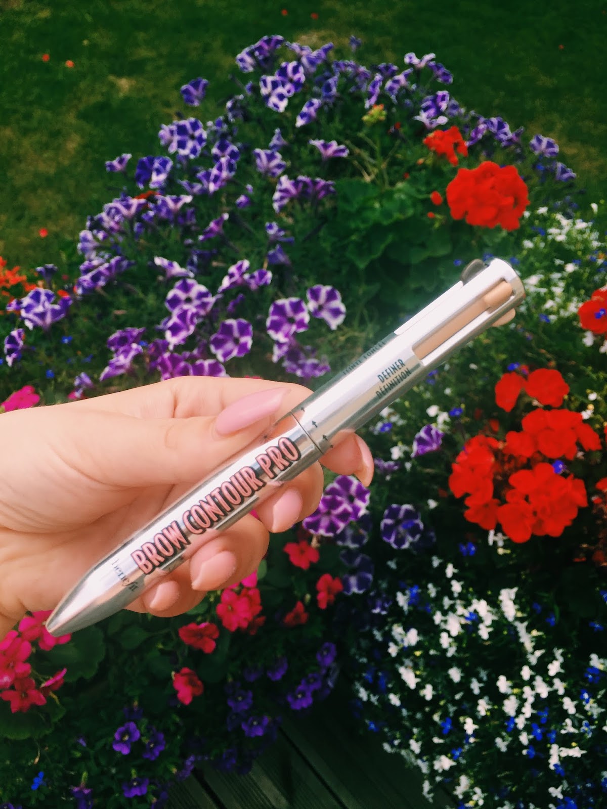 Benefit Brow Pro Contour Pen Review | Molly