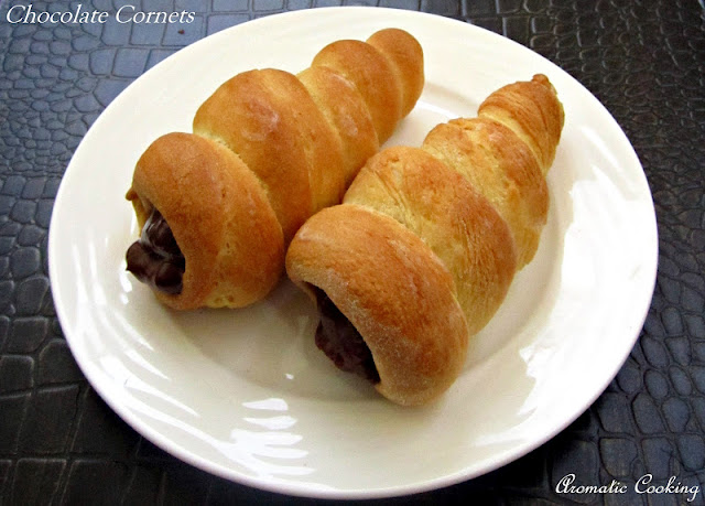 Aromatic Cooking: Eggless Chocolate Cornets