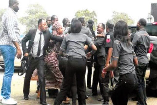 Police, DSS Officials Point Guns At One Another In Airport Scuffle | TNN.ng