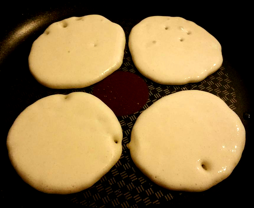 Forking Foodie: Traditional English Pikelets - Gluten Free