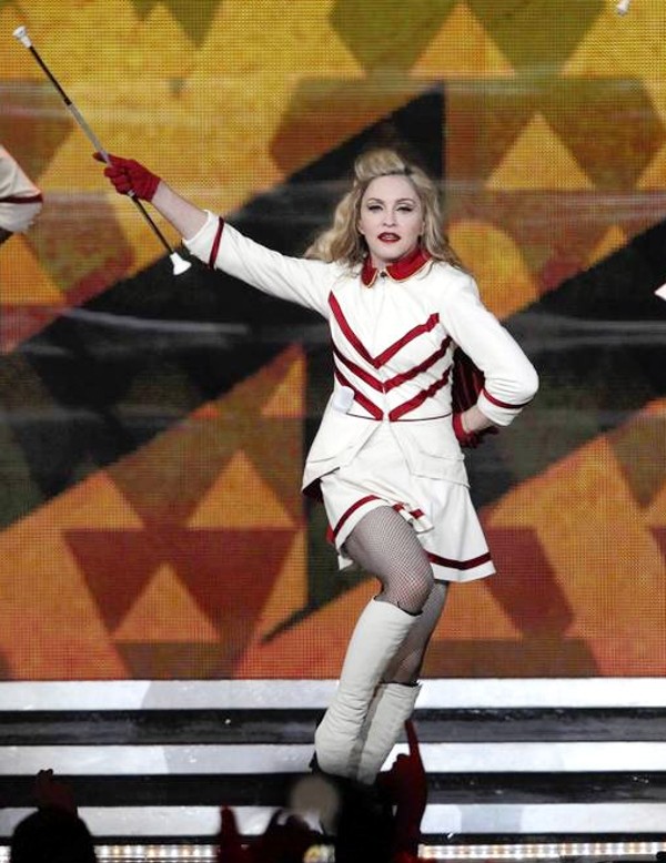 Seth Saith: A Prim Madonna Makes the Music — and the Fun — Seem Oddly ...