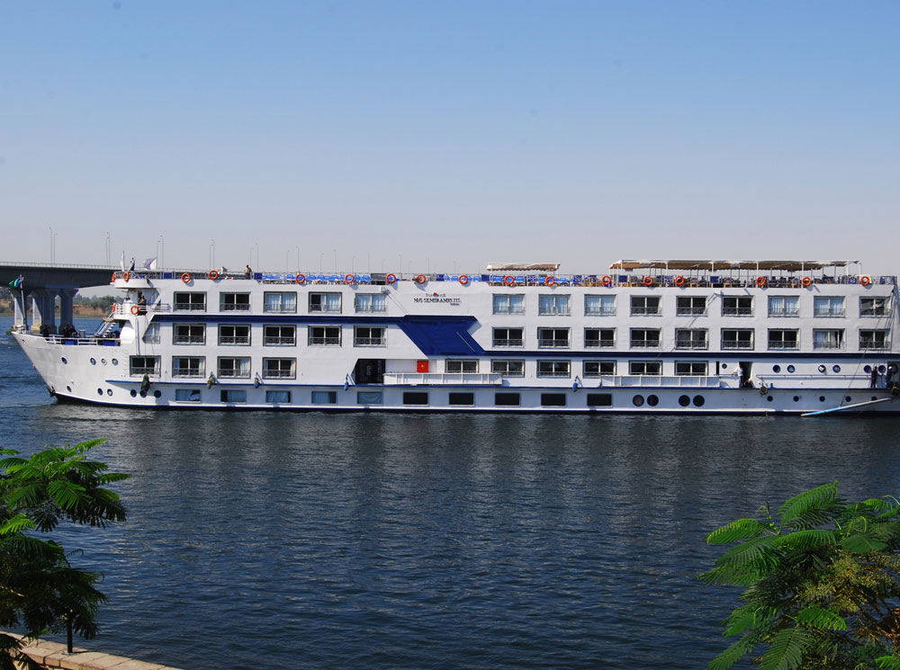 Zoser Travel Nile Cruises: M/S Semiramis I Nile Cruise
