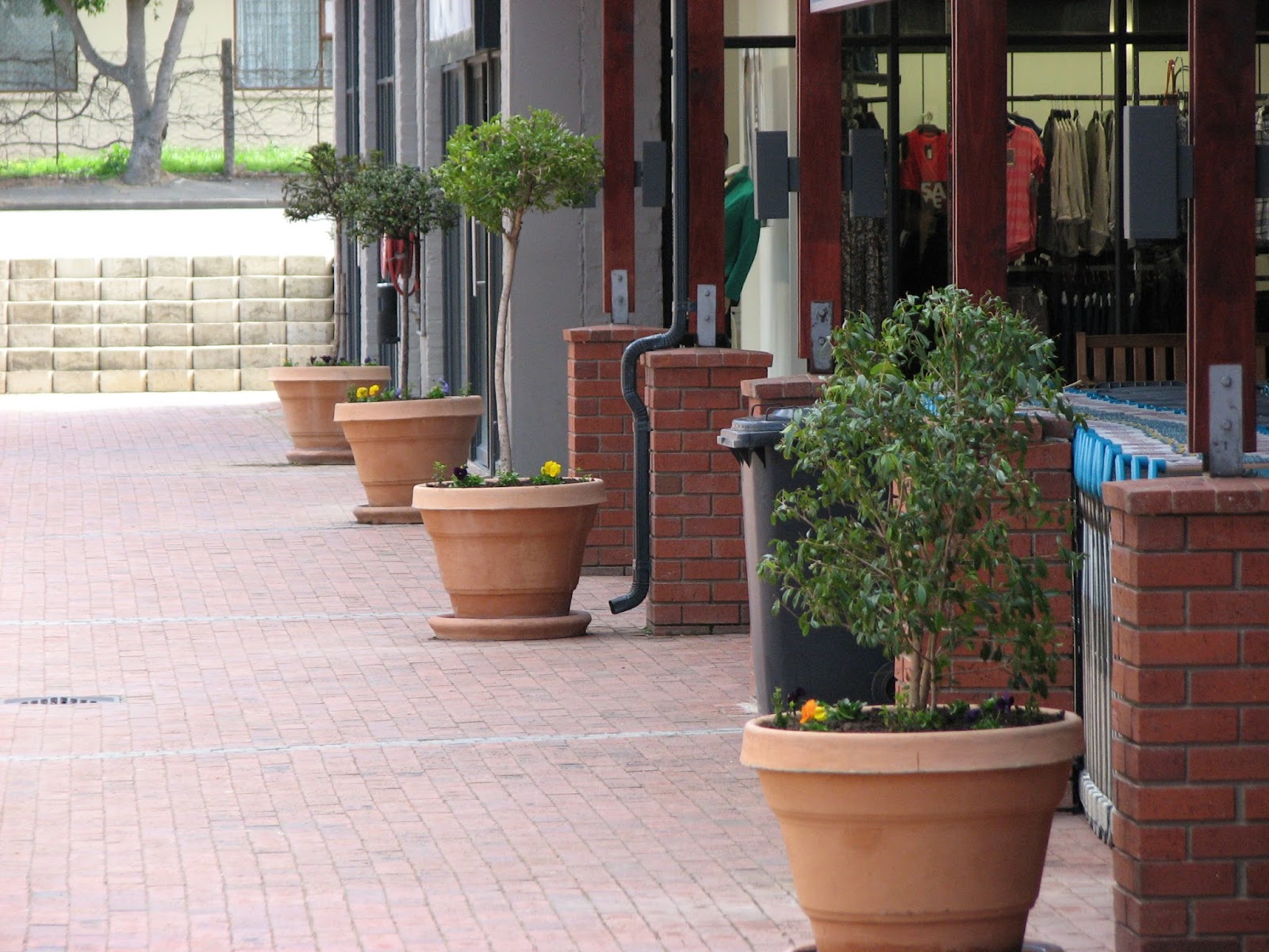 Fynbos Gardens Hermanus: Pavillion shopping Centre - Bredasdorp.