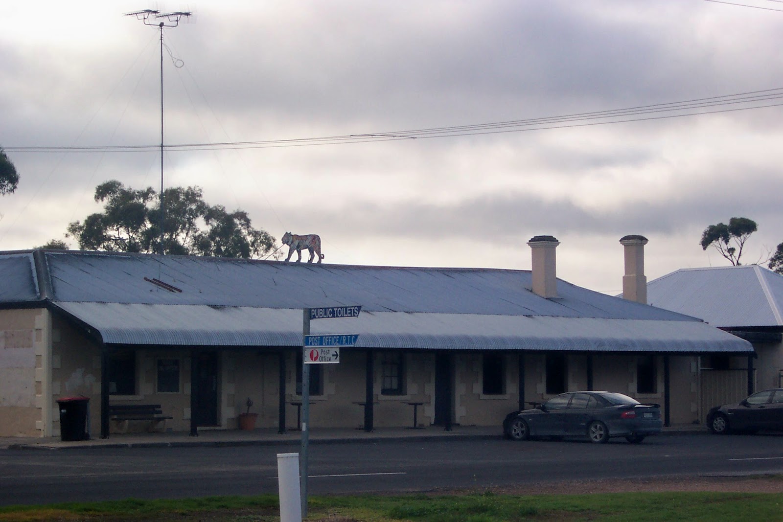 Gus Caravanning: April 2012