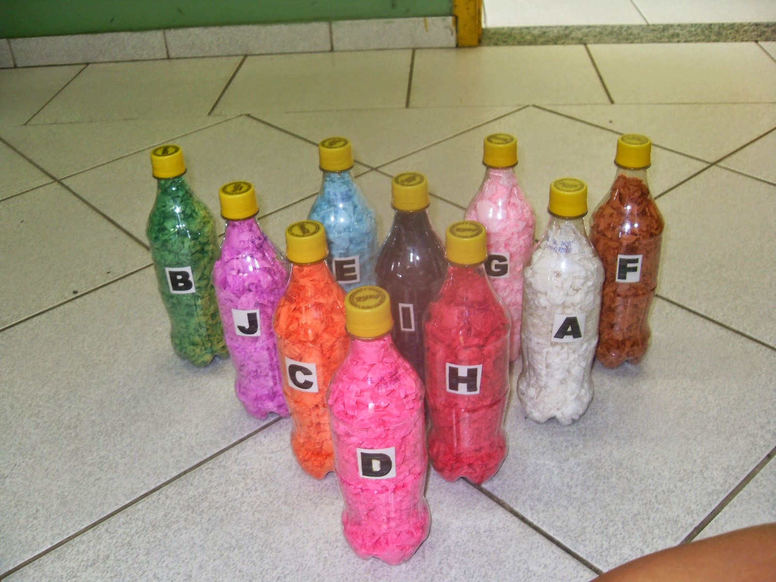 Boliche Com Garrafas Pet - RETOEDU