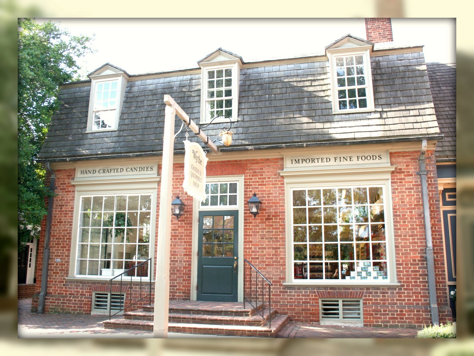 Living In Williamsburg, Virginia: Wythe Candy and Gourment Shop ...