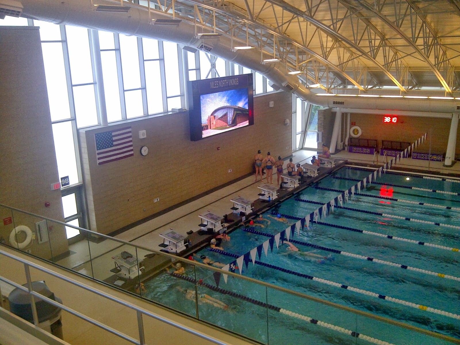 NILES NORTH AQUATICS CENTER