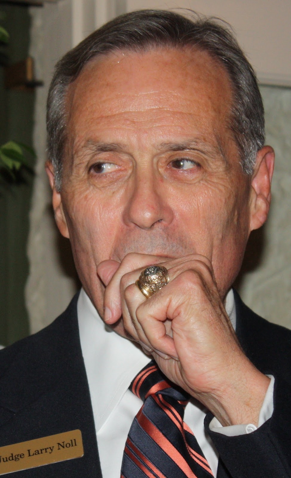 Walker Report - Shedding Light on Bexar County: Re-Elect Larry Noll ...