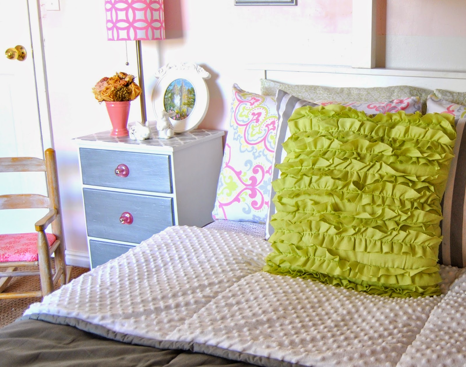 Studio 7 Interior Design: Beddy's- Amazing bedding for Bunkbeds!