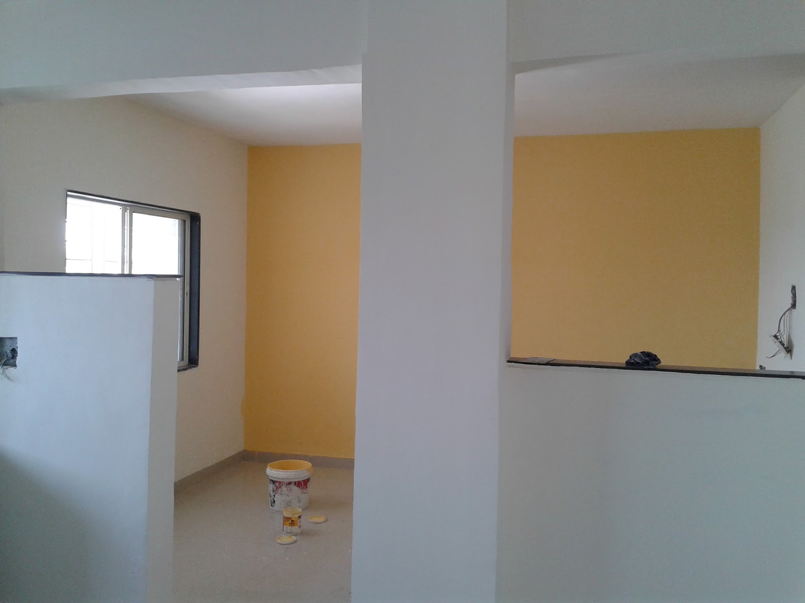 DESIGN YOUR OWN HOME-Personalizing spaces: Creating "Open Walls"