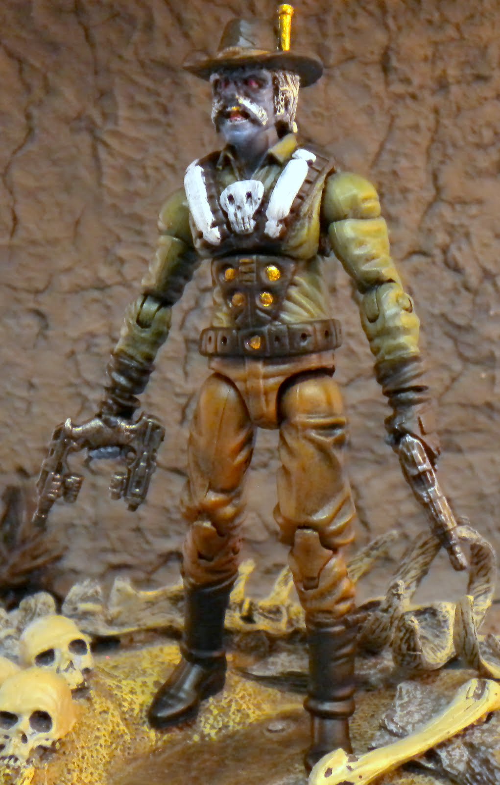 Bravestarr's Evil Counterpart Tex-Hex & 30/30 fix - HissTank.com