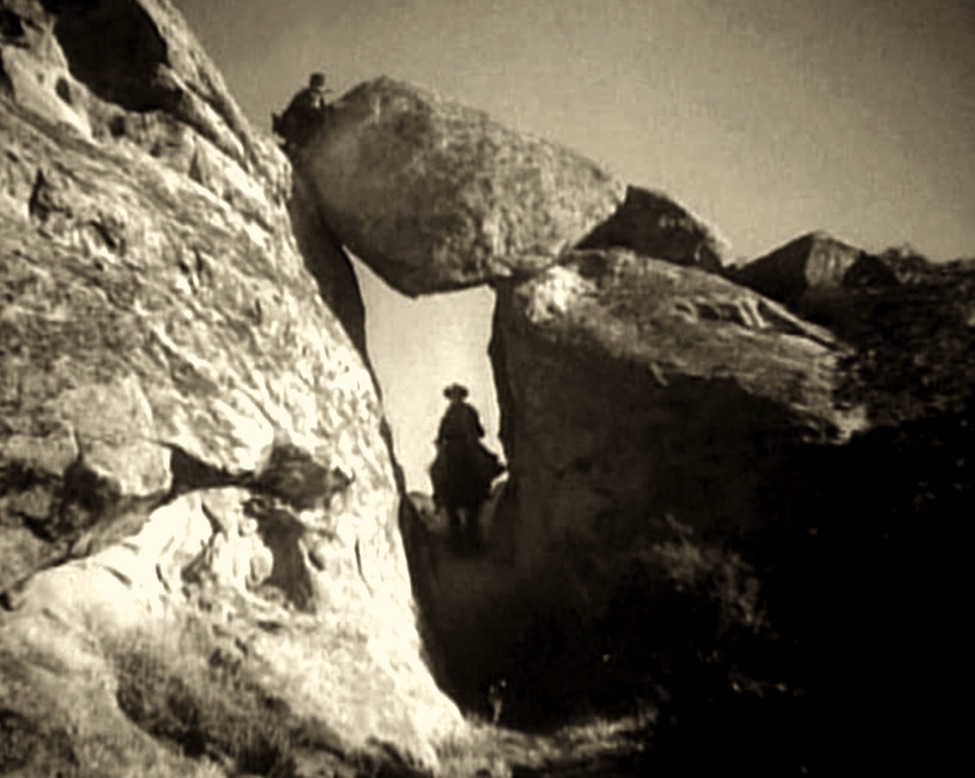 A drifting cowboy: Meanwhile back at the ranch -- Devil's Doorway