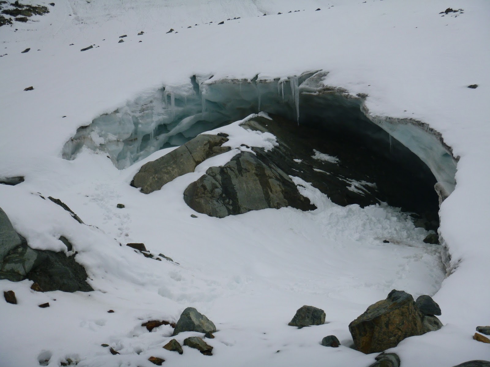 Paddle Across: Niut Range Paddle and Hikes