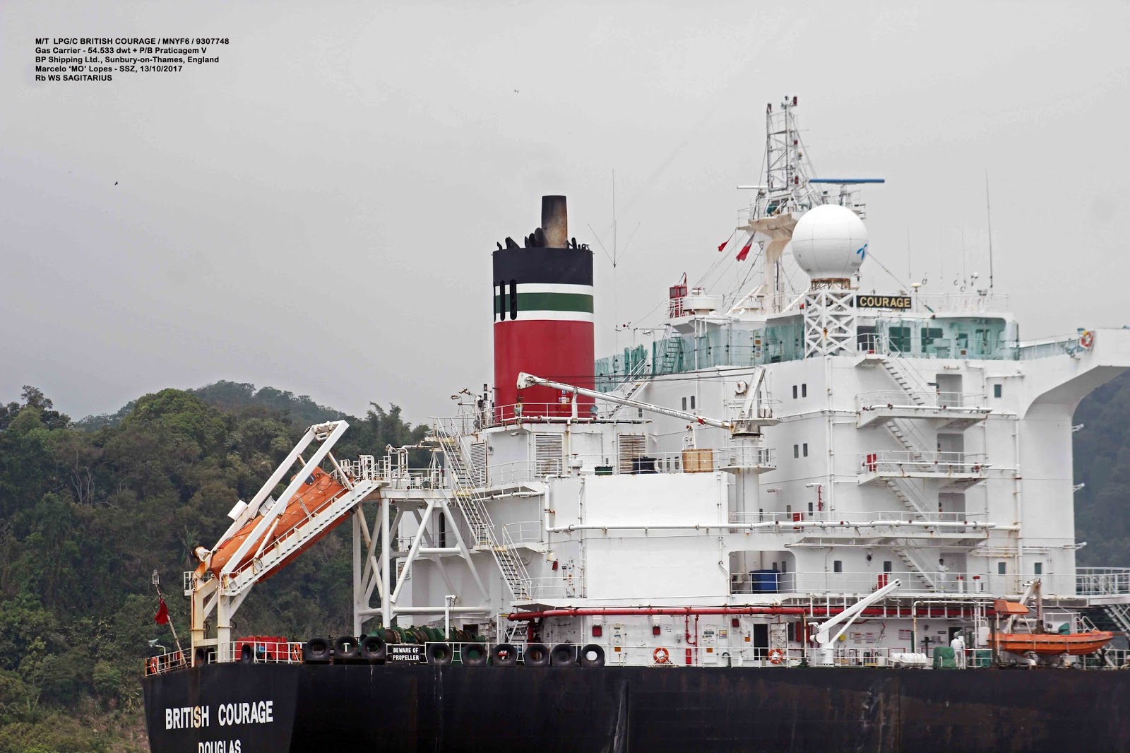 Santos Shiplovers: M/T LPG/C British Courage / MNYF6, Leaving Santos ...