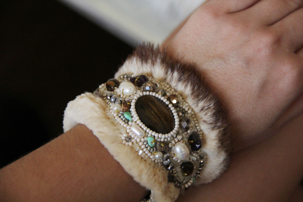 Coats Fur vest Mink coat Unique jewelry Fabulous furs Mink fur Cuff ...