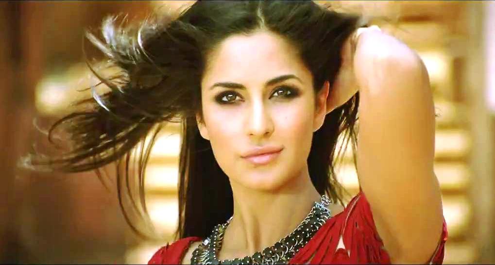 Katrina Kaif in black in Mashallah ~ Ek tha Tiger Song | Bollywood Photos