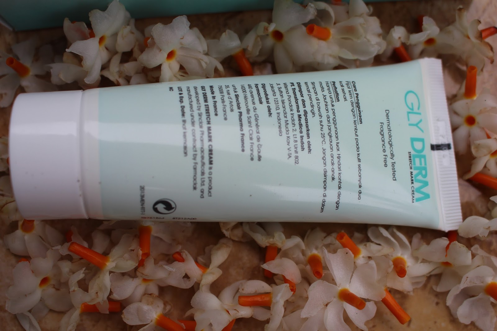 uli mayang: PERCOBAAN : GLY DERM CREAM penghilang stretch Mark