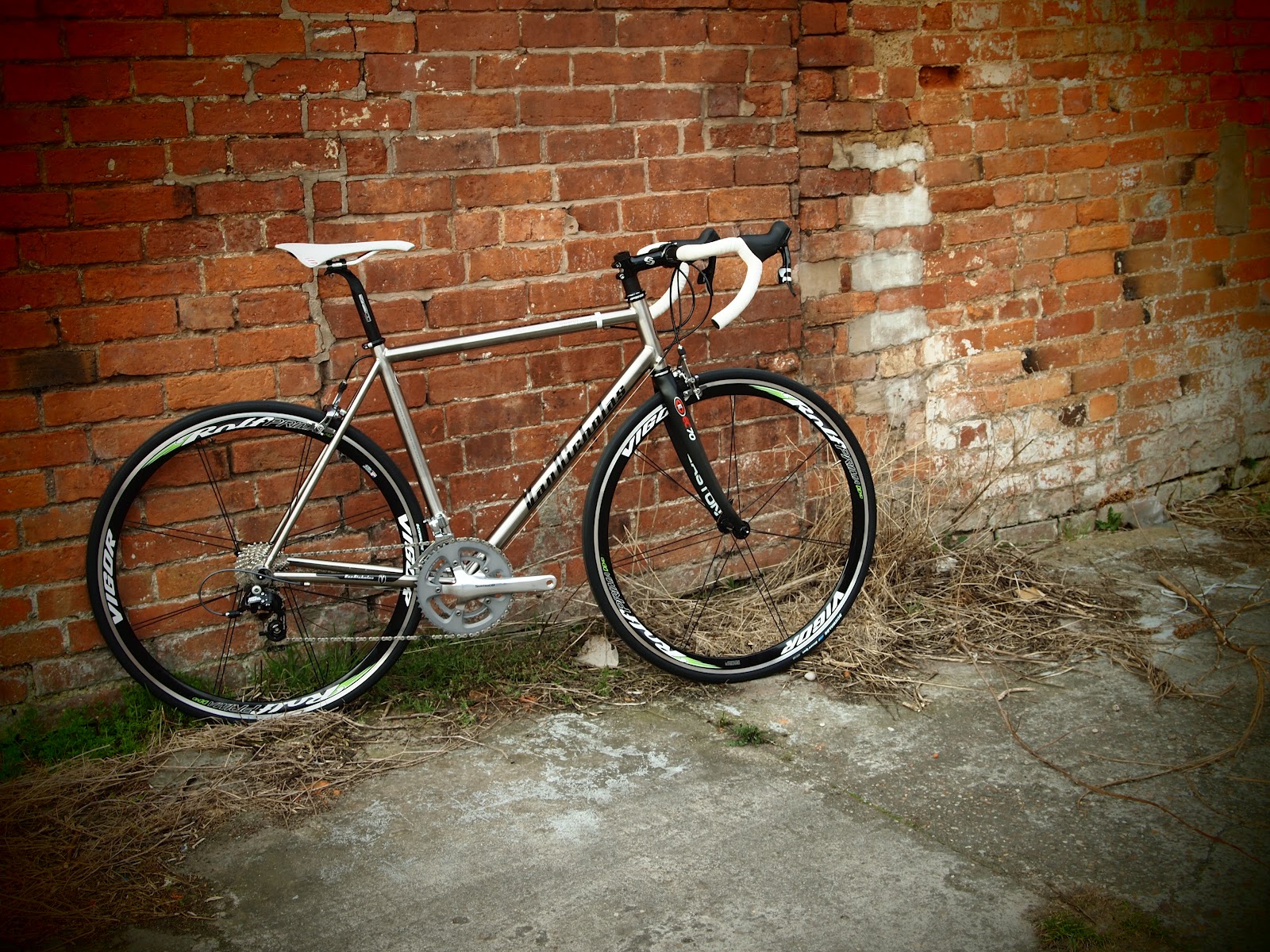 Kinetic Rush Shop Blog: Van Nicholas Mistral Close Up.