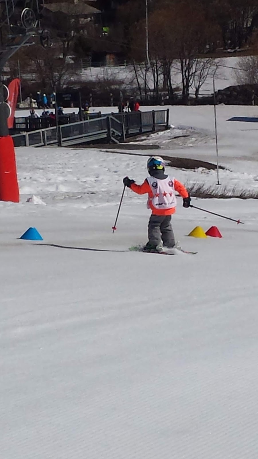 Glisse avec plaisir: 3/3 Milo, Laurence, Hugo & Moritz