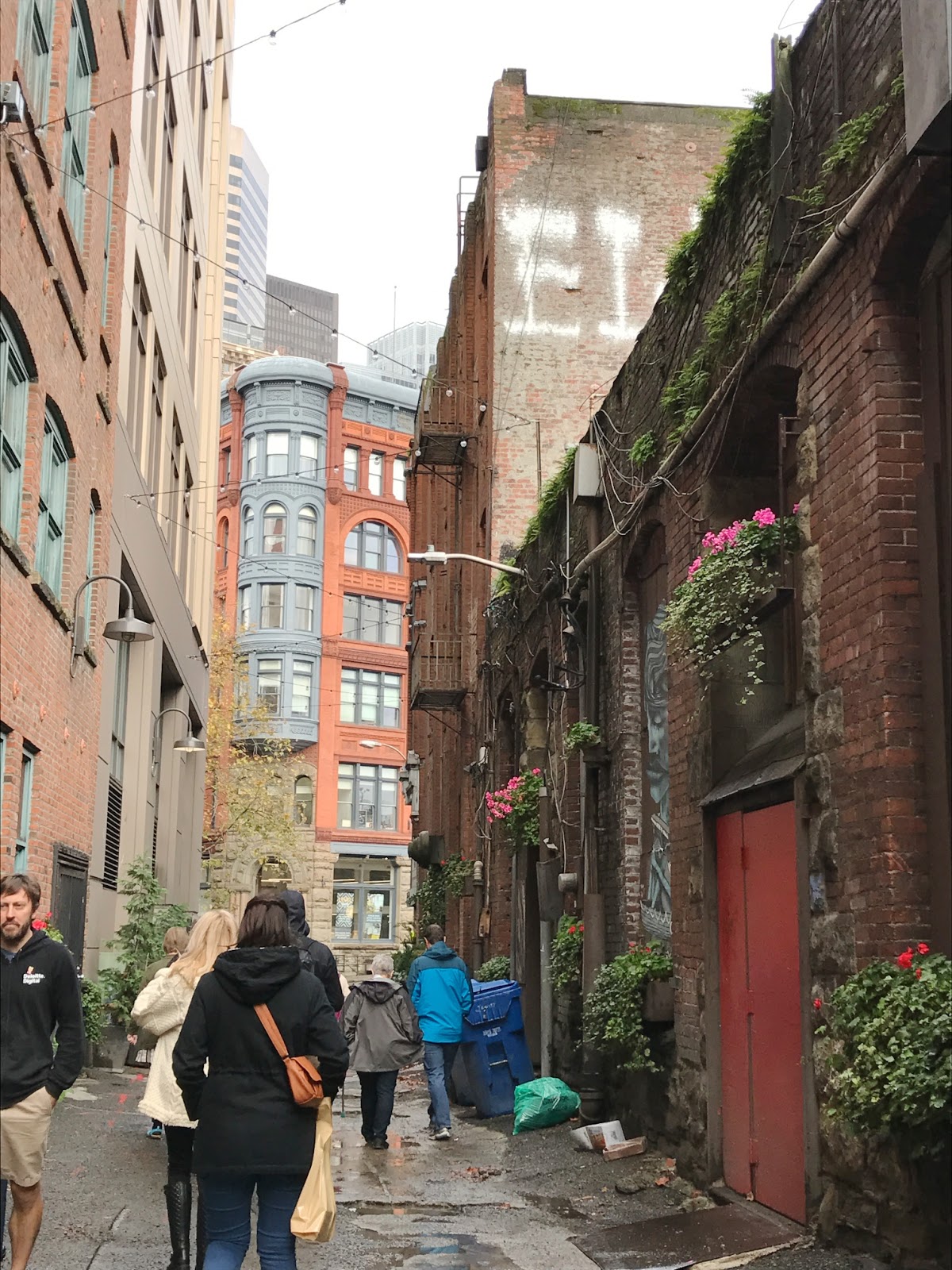 Joe's & Julia's Adventures: Seattle's Pioneer Square