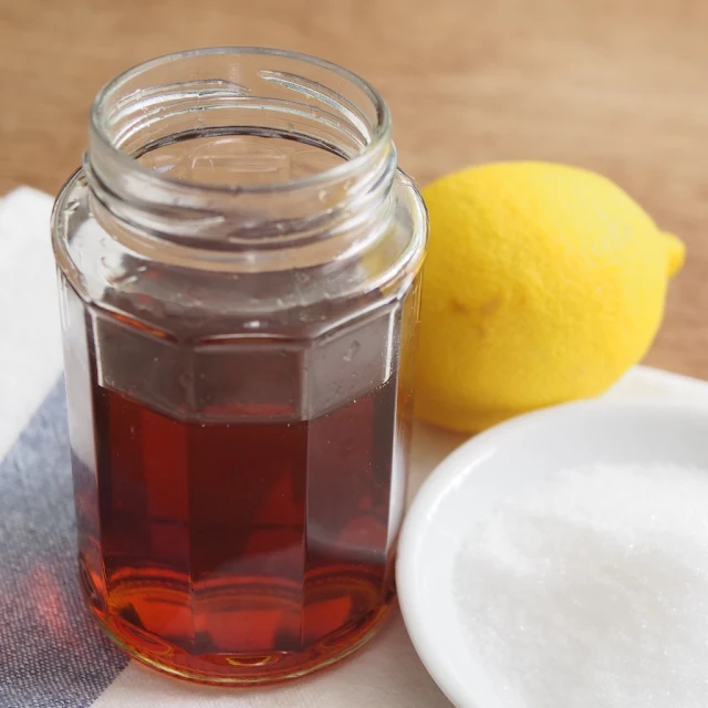 Homemade Golden Syrup - BAKE WITH PAWS