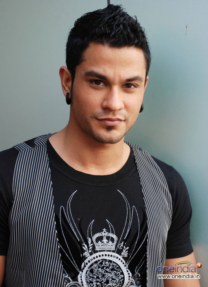 Bollywood Actors: Kunal Khemu