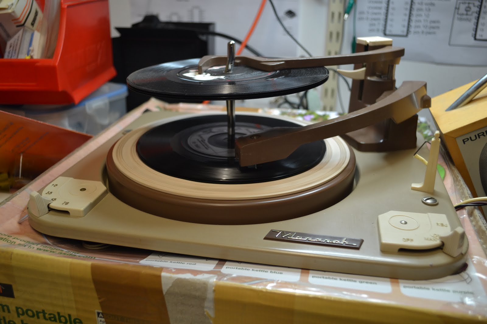 Doz' Blog: BSR UA14 "Monarch" Record player repairs and upgrades!!