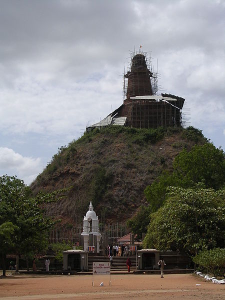 Abayagiriya Viharaya ~ Visit Amazing Ceylon