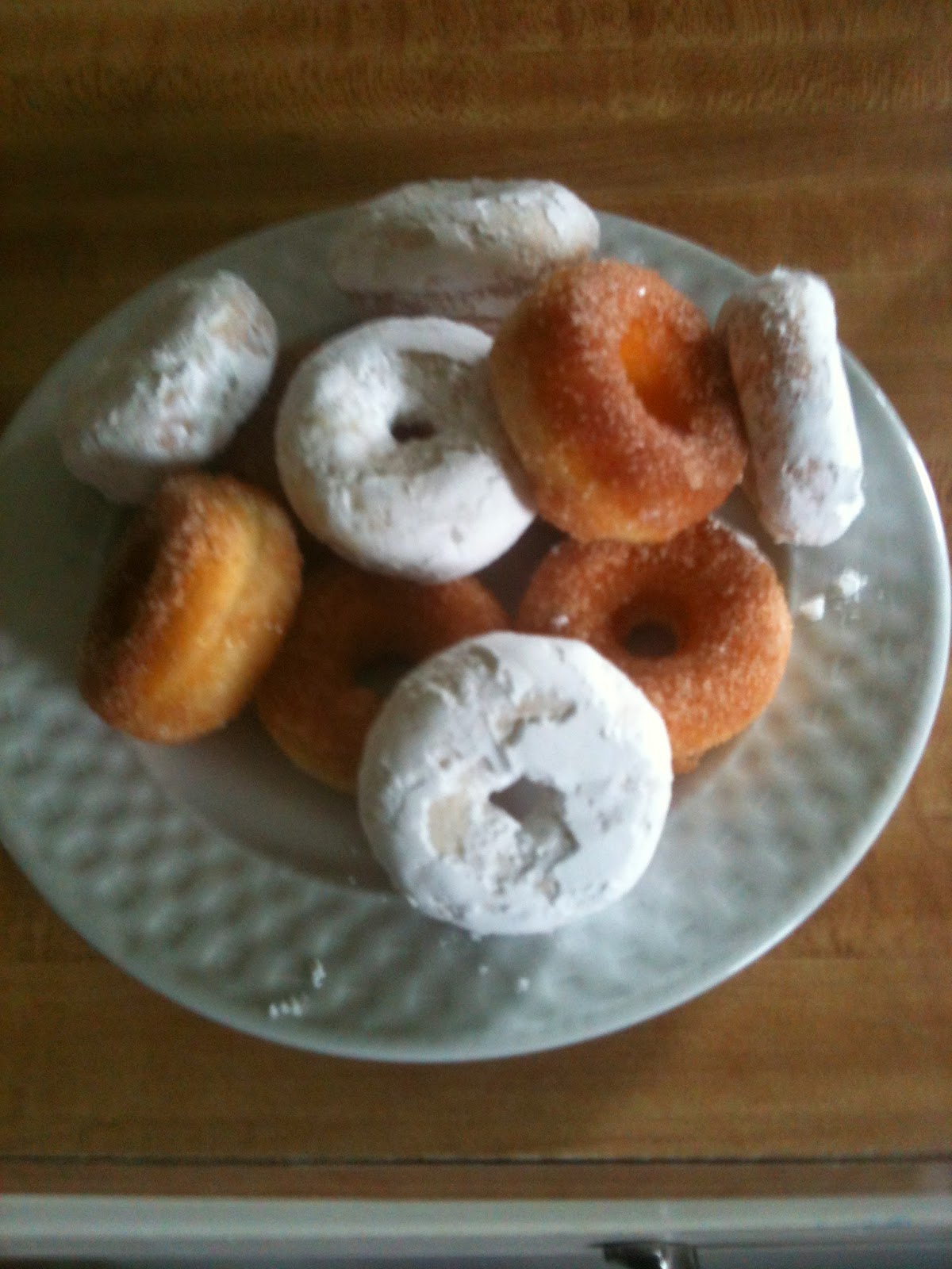 My Mama's Cheap: Homemade Mini Doughnuts