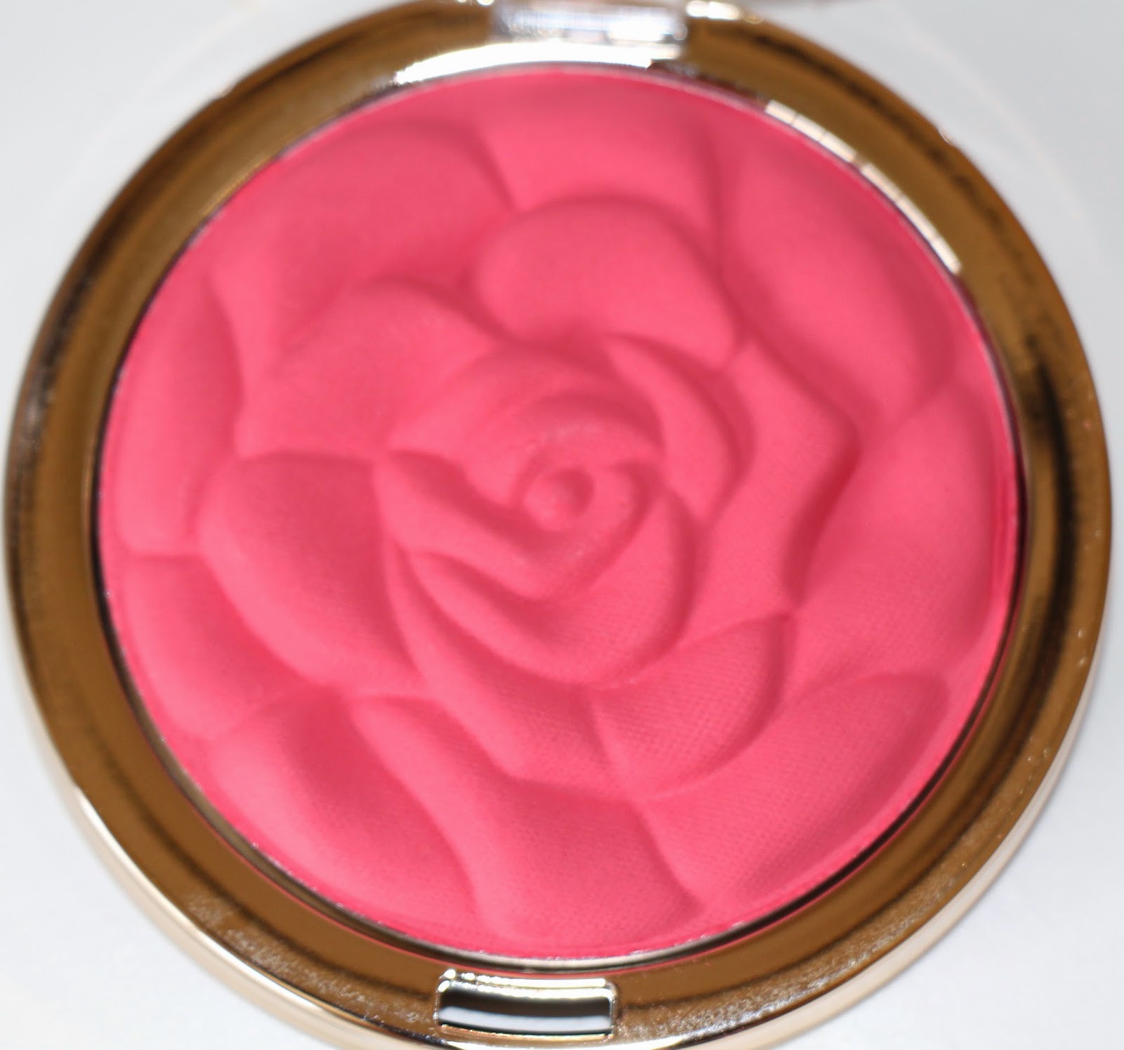 Beauty Junkie & A Bit Spunky: Milani Coming Up Roses Powder Blush ...