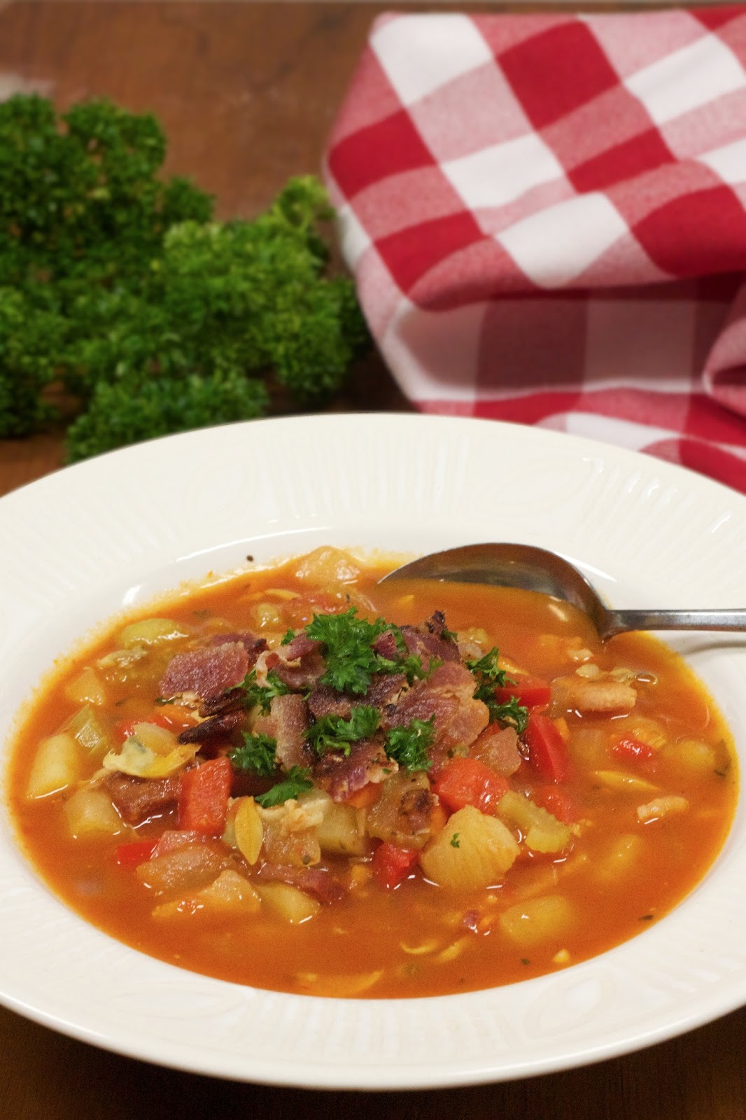 Souper Sunday: Manhattan Style Clam Chowder