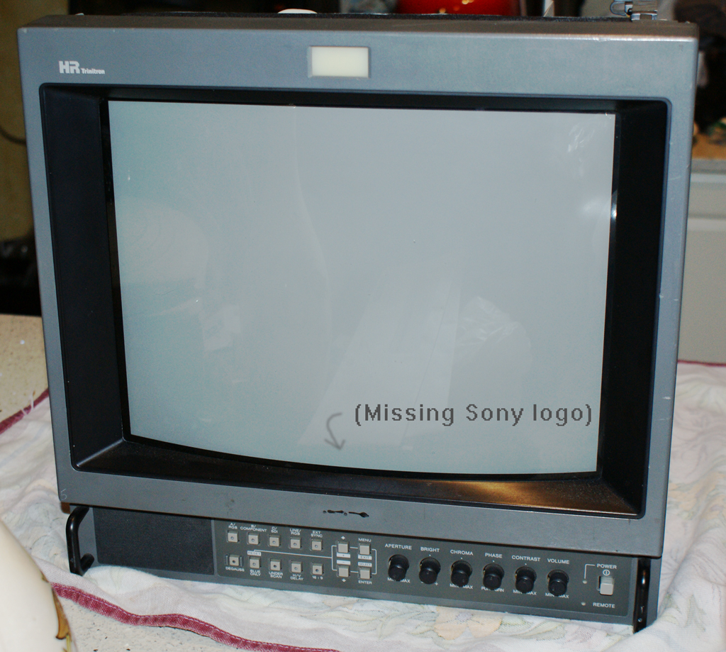 Sony PVM 1454QM Disassembly