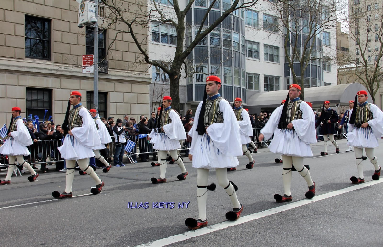 Η ΜΕΓΑΛΕΙΩΔΗΣ ΠΑΡΕΛΑΣΗ ΤΩΝ ΕΛΛΗΝΩΝ ΣΤΗ ΝΕΑ ΥΟΡΚΗ 2013. ΑΠΙΘΑΝΟ ...