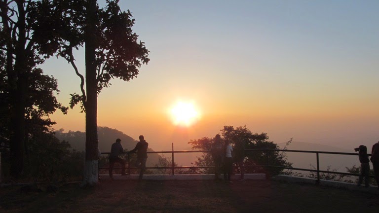 Travel and Trekking: Meghataburu Kiriburu