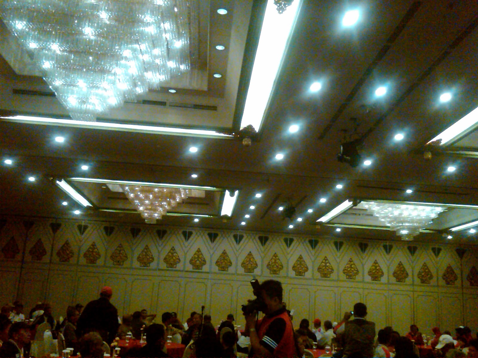 hendz saddam: Pengalaman Masuk Gedung Jakarta Convention Center