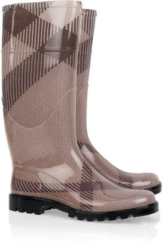 EMM (pronounced EdoubleM): BURBERRY Checked Wellington Boots in Taupe