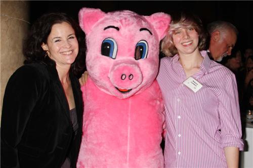 rebecca lansbury - USA News Collections