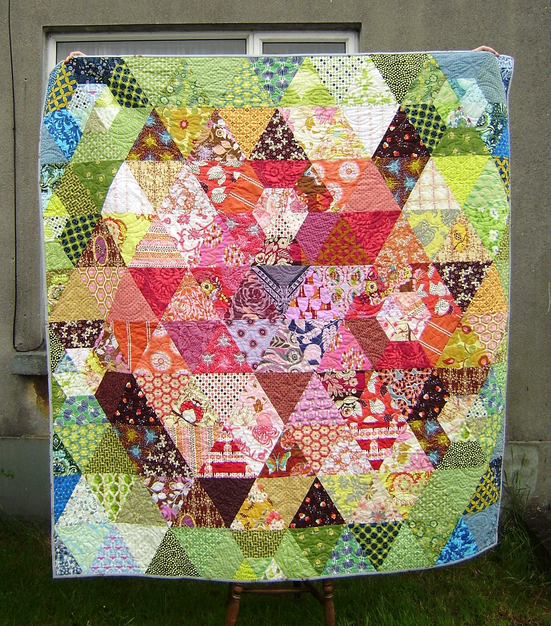Non-Euclidean Quilting: Patchwork Prism