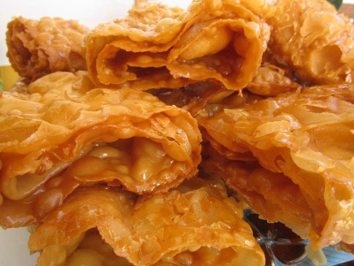 Receitas práticas de culinária: FILHÓS ENROLADAS COM MEL