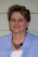 Christian Writers Downunder: Meet Our Members: Raelene Purtill