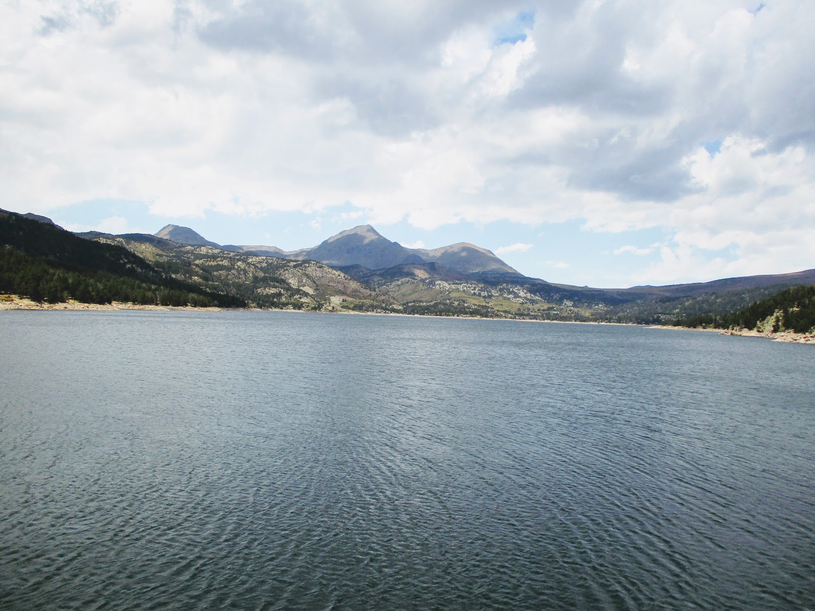 1001 PUERTOS: ALTO DEL LAGO DE LES BOUILLOUSES (por Olette)