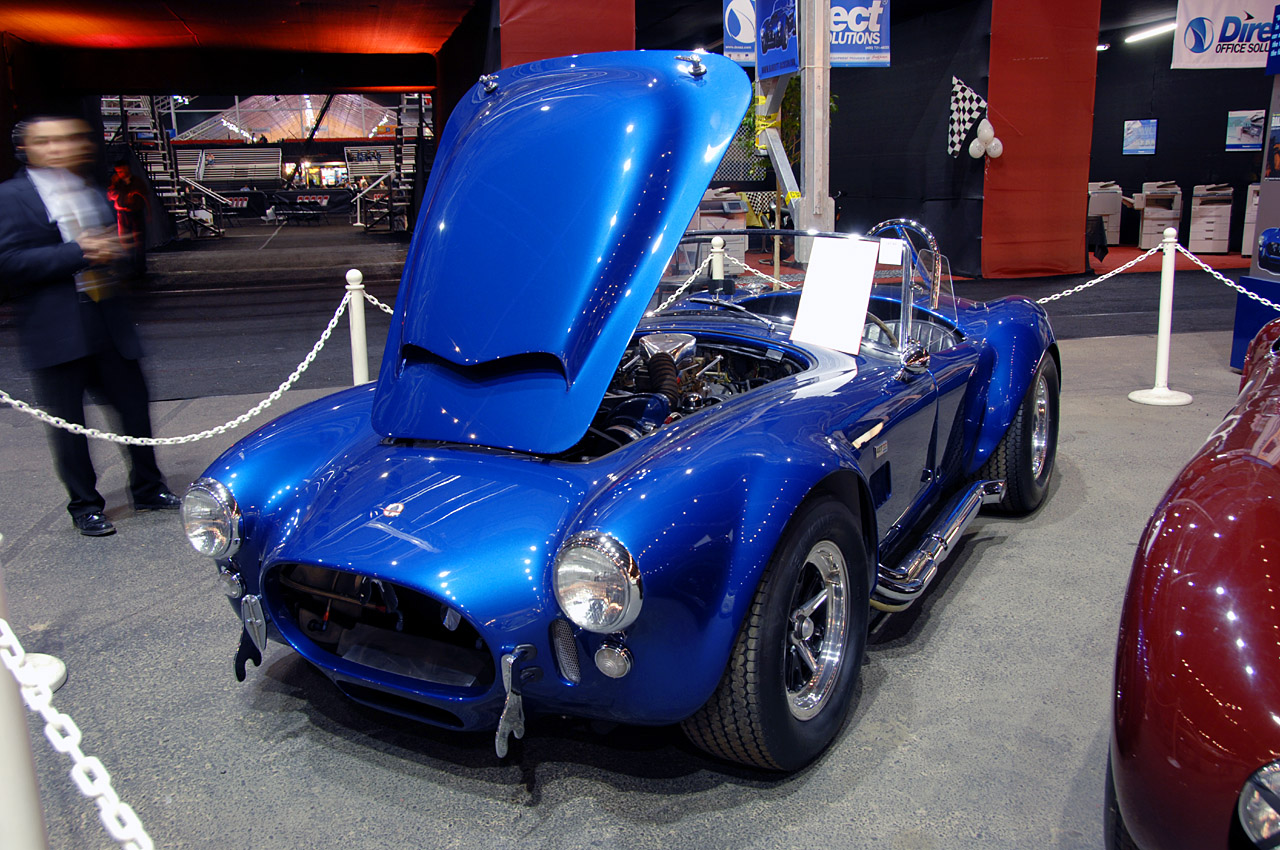 Retro Cars: AC Cobra
