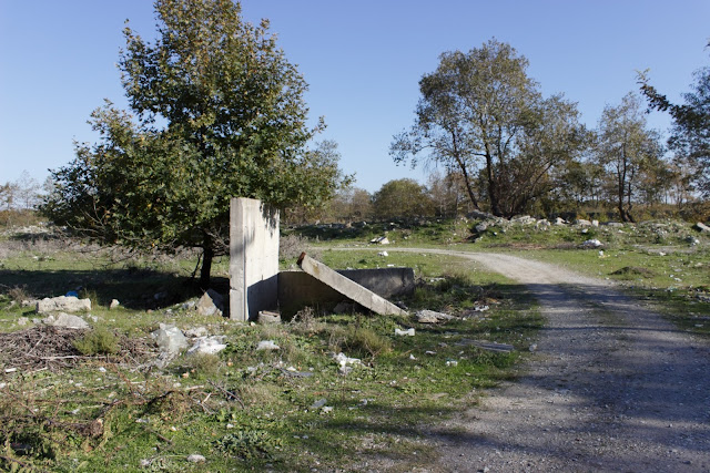 αλεπού του Ολύμπου: Λεπτοκαρυά...Η Άλλη Όψη, η άσχημη...