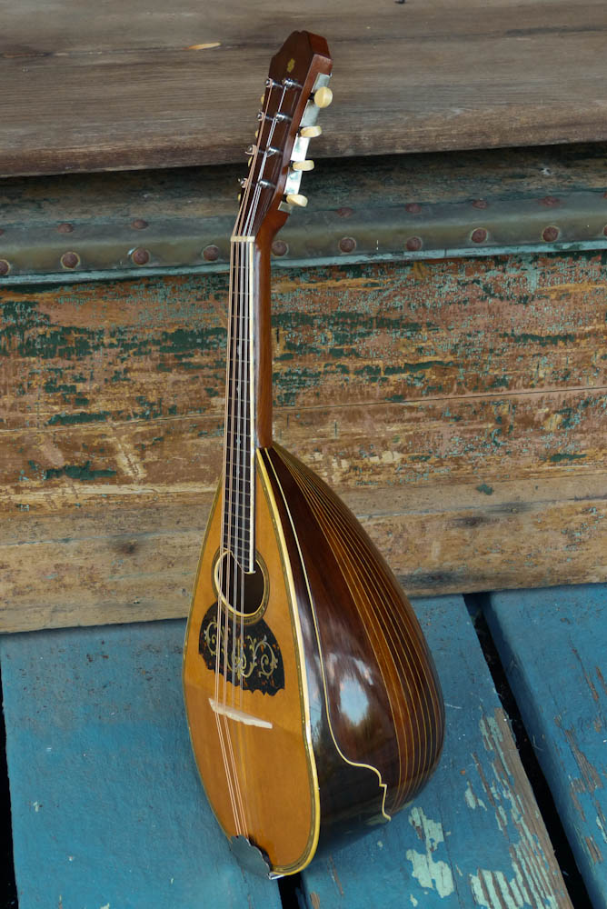 1900s Larson-made Ditson Victory Bowlback Mandolin