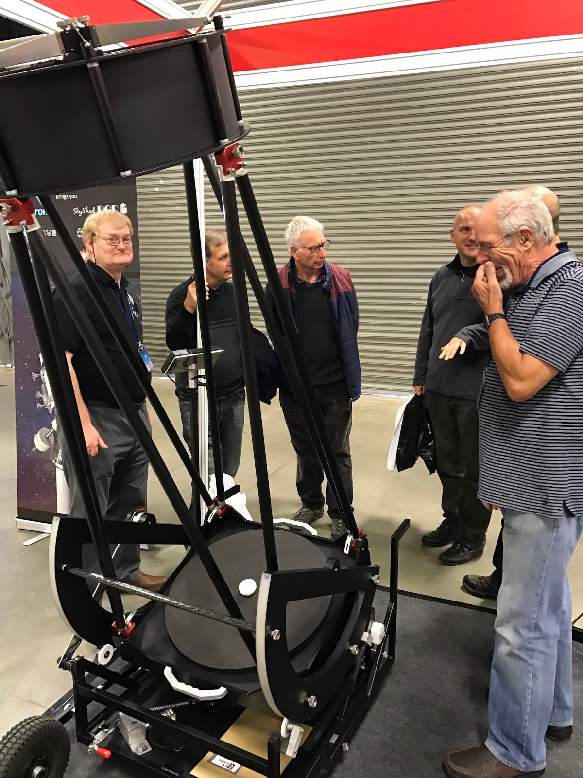 STELLARVIEW ET SKYVISION DEVELOPPEMENT: IAS 2016 UK