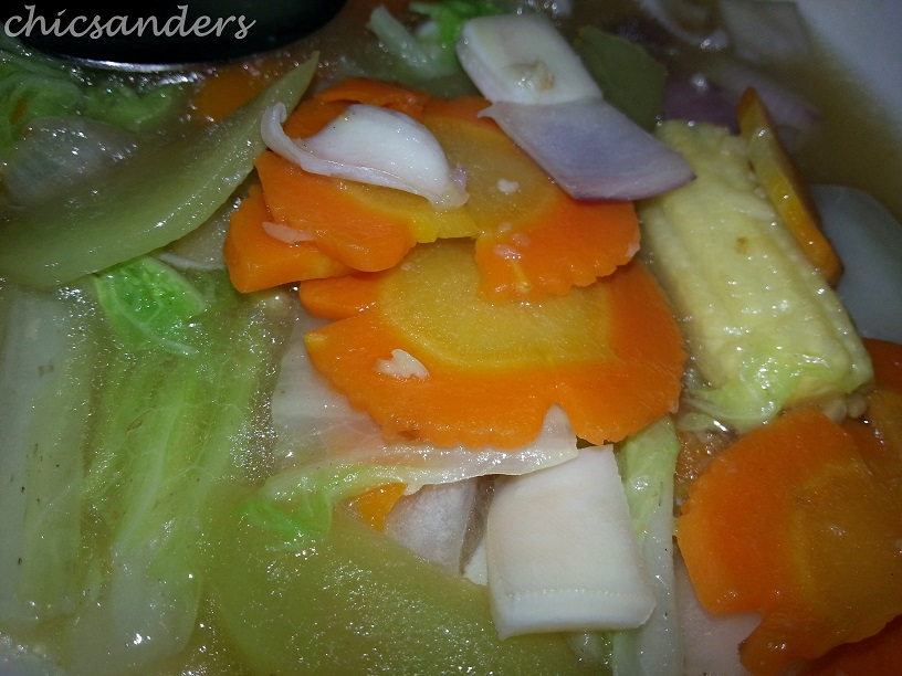 chicsanders: Manong's Bar and Grill, Alabang