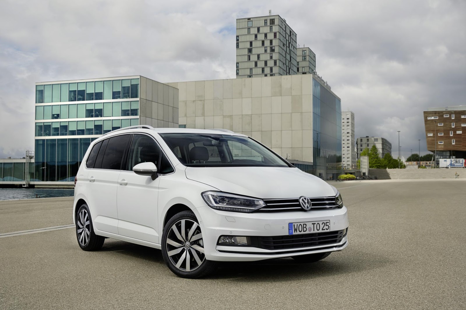 The Motoring World: 2016 saw the Volkswagen Touran take the number one ...