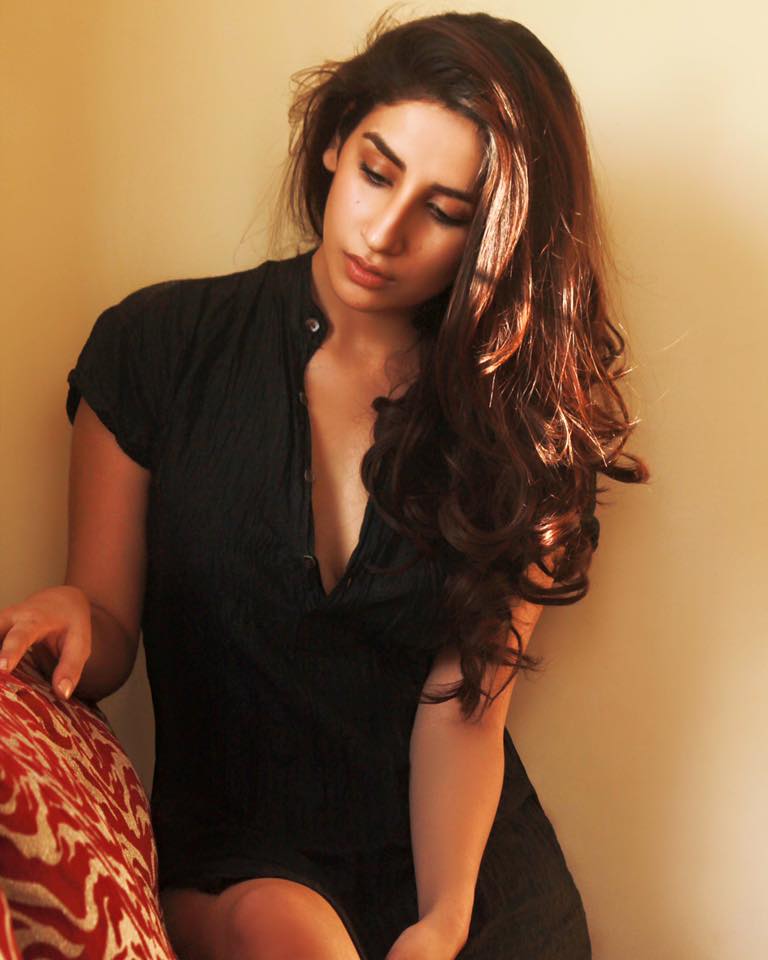 Inderjeet Singh Bollywood Punjabi Actress Hot And Sexy