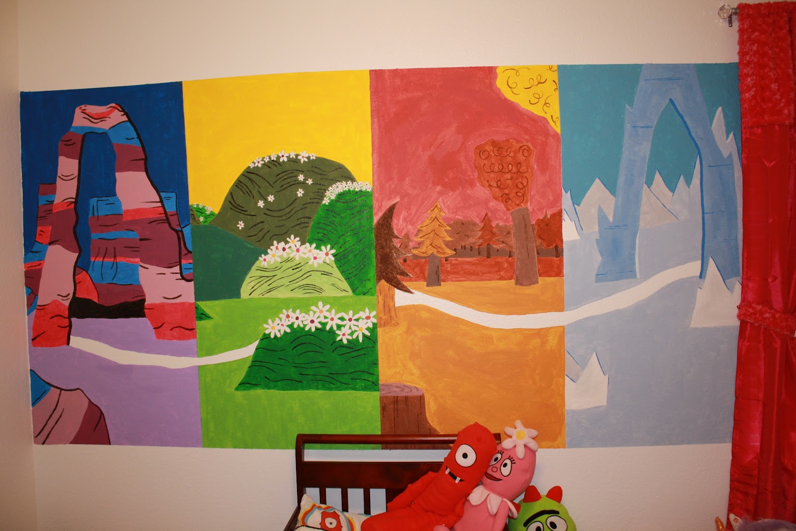 Life from beyond the Hills: Gabba land Room!